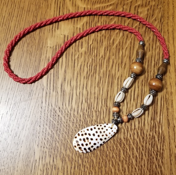 Jewelry | Beaded Shell Necklace | Poshmark